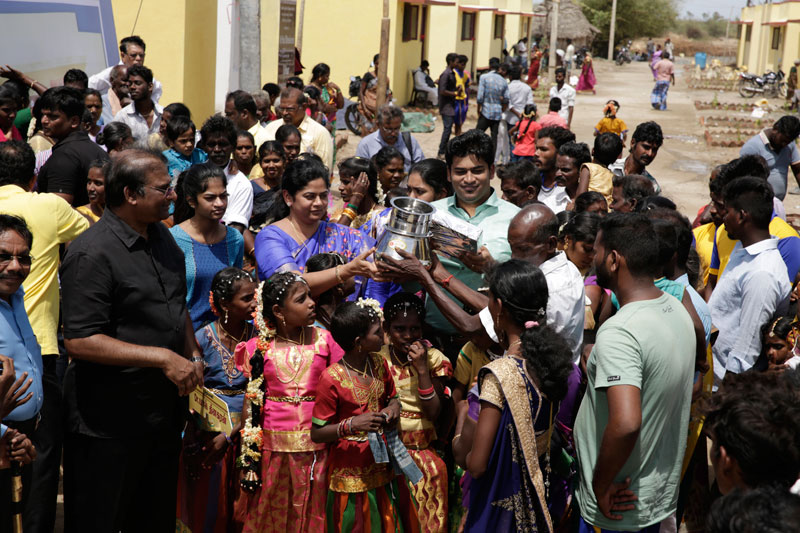 SEESHA :::: (Let's Give Life)