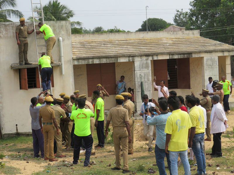 SEESHA :::: (Let's Give Life)